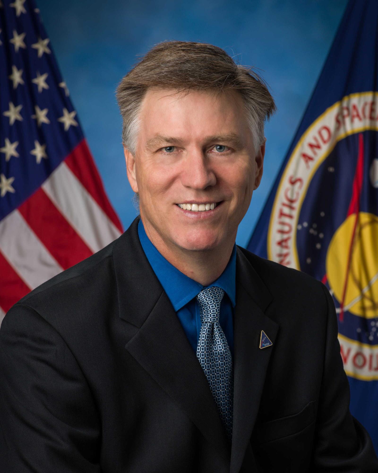 Tim Straube (AeroEngr BS'91, MS'93, PhD'10) | Ann and H.J. Smead ...