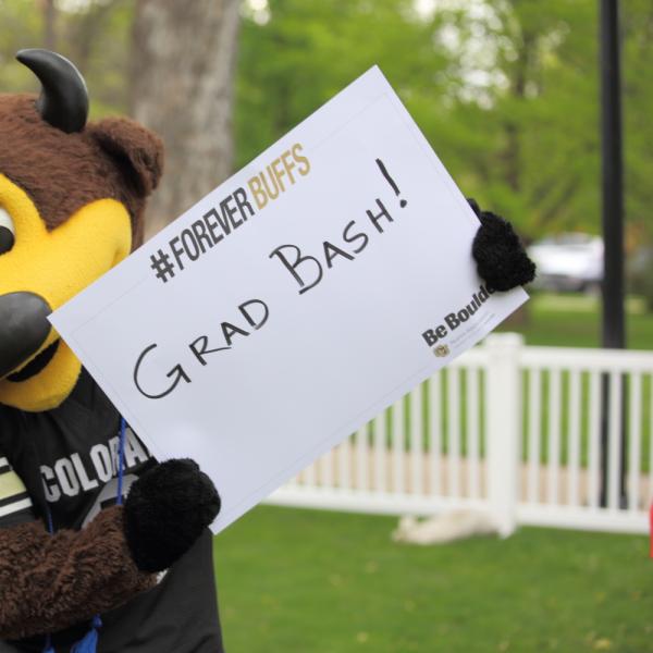 Celebrate in Style at the Class of 2025 Grad Bash | Alumni Association ...