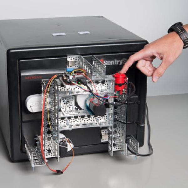 Safecracking class teaches engineering skills, ethical hacking | The ...