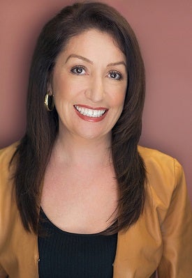 Lisa Williams's Instagram, Twitter & Facebook on IDCrawl