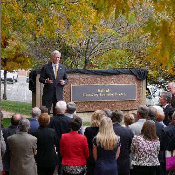 Gallogly Family Gives $2.5M to Engineering | Chemical and Biological ...