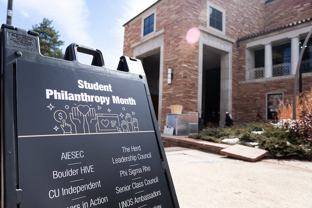 Student Philanthropy Month | Alumni Association | University of ...