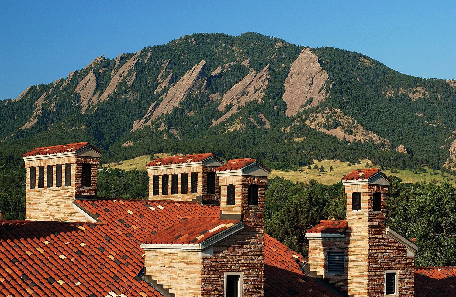 CU Boulder's Roof Tiles Are a Campus Staple | Alumni Association ...