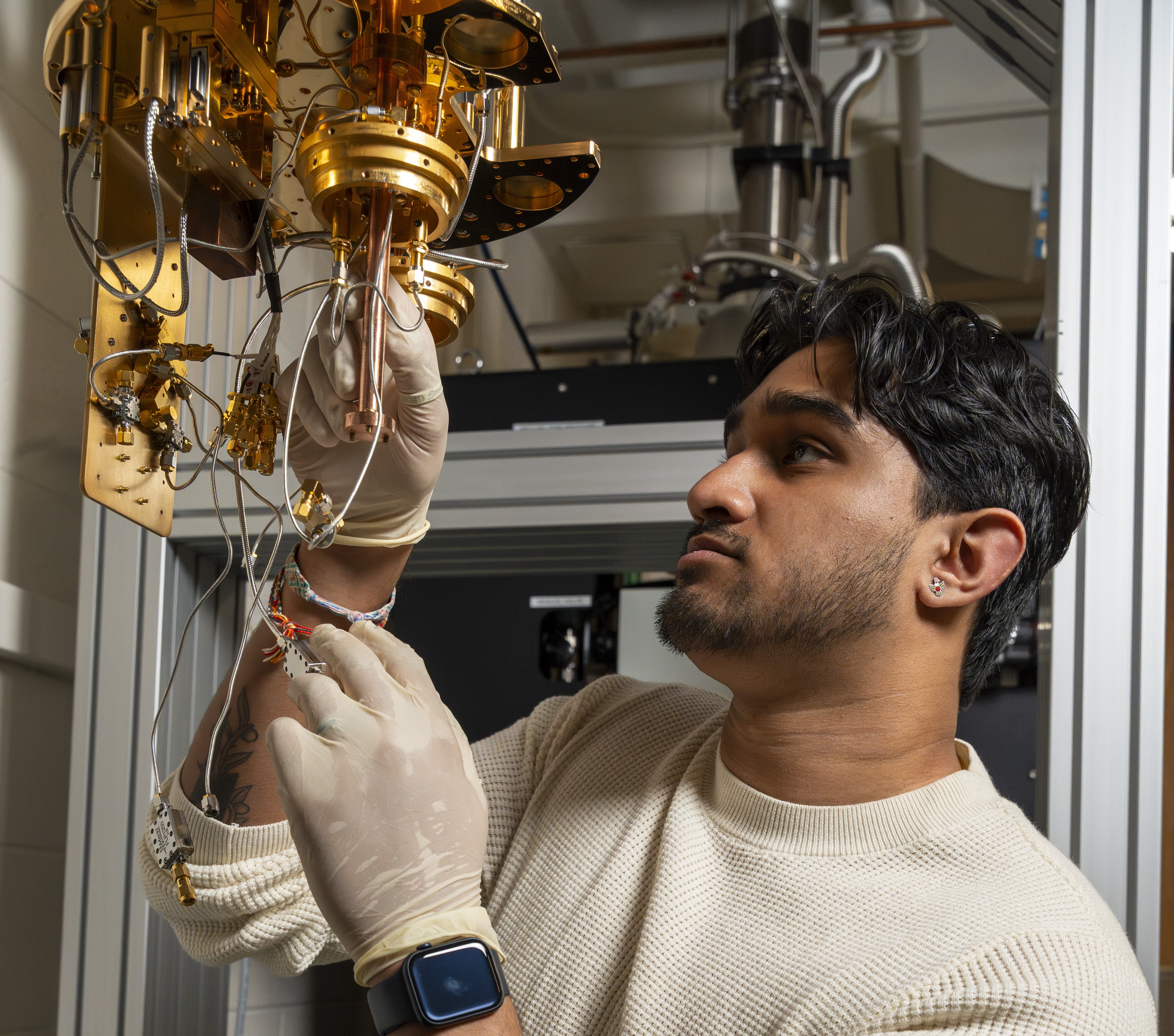 Quantum Scholar’s journey into the future of computing | Electrical, Computer & Energy ...