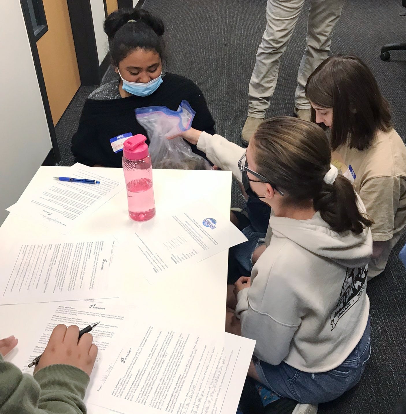 Angevine Middle School students visit INSTAAR for hands-on science ...