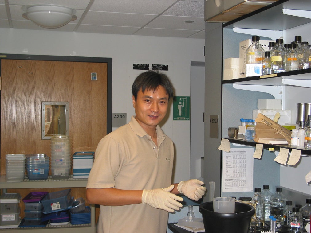 Yong Shi | Xue Lab | University of Colorado Boulder