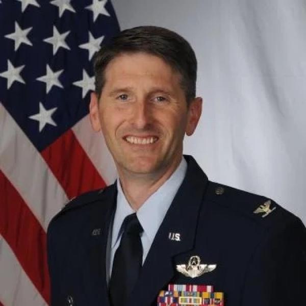 Colonel Bradley L. Spears | Center for Leadership | University of ...