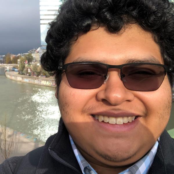 Carlos Gomez Jr Department Of Linguistics University Of Colorado