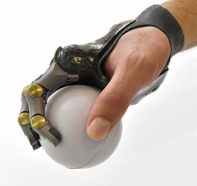 Revolutionary Company Point Designs Offers Innovative 3D-Printed Finger ...