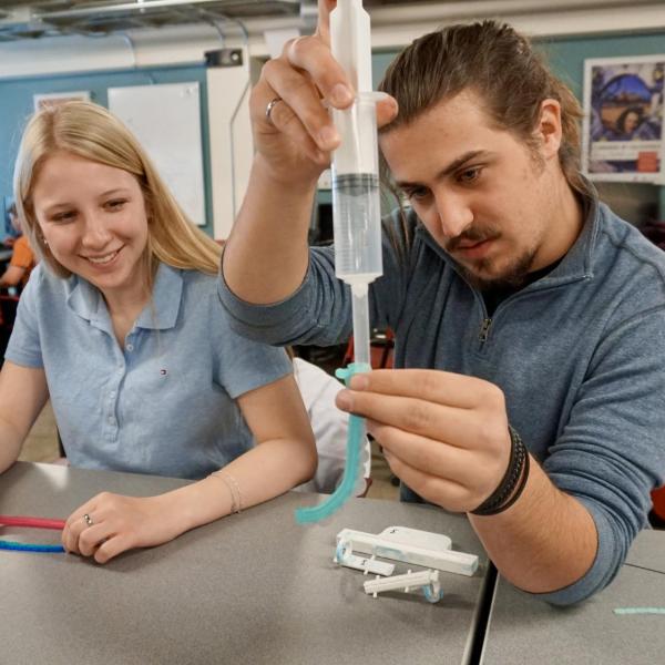 Mechanical Engineering Senior Design Projects 2022 | Paul M. Rady ...