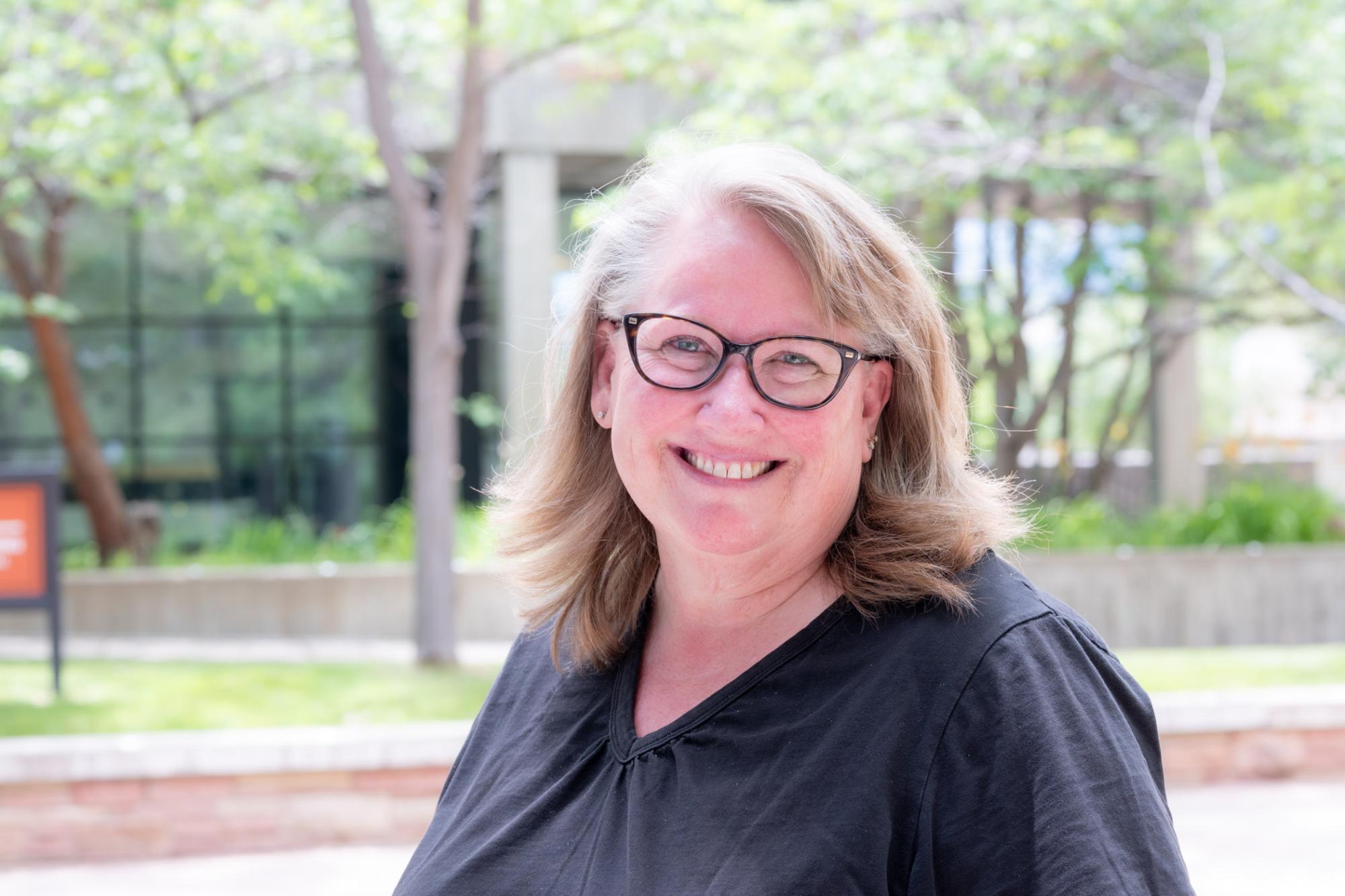 Julie Kraft | Strategic Relations and Communications | University of ...