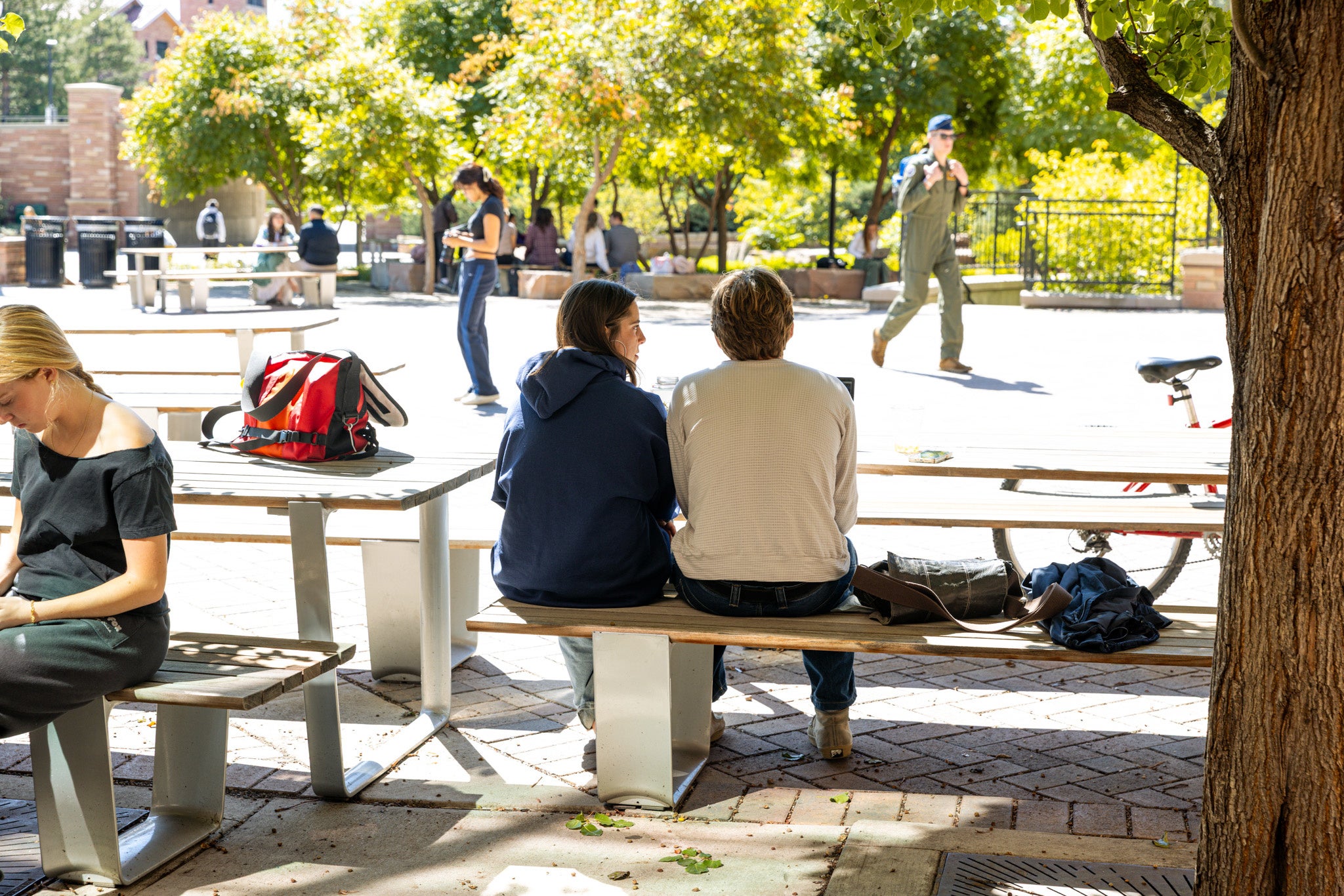 How to talk to others with a different point of view | Division of ...