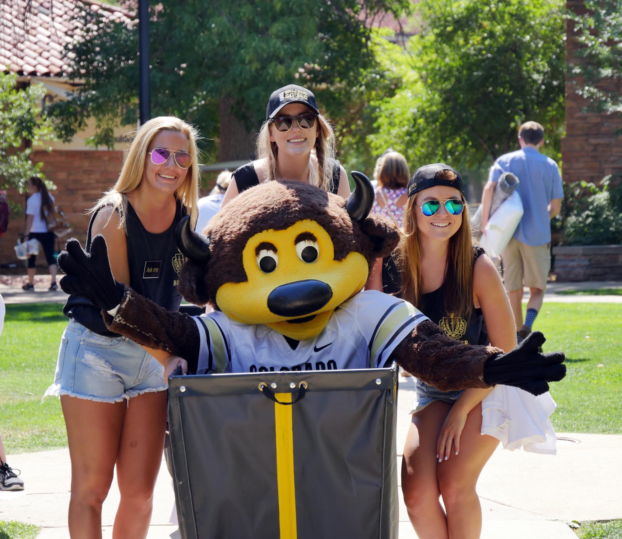 Campus to be a hive of activity during move-in, Fall Welcome | CU ...