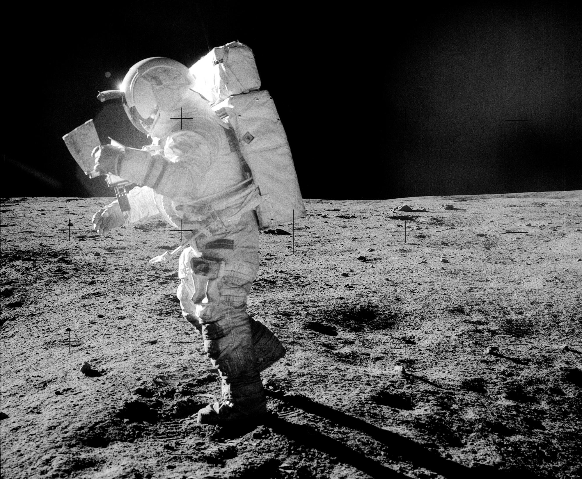 Researchers develop dustbuster for the moon | CU Boulder Today ...