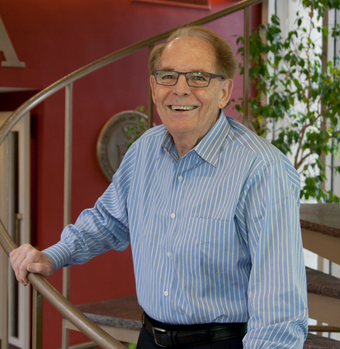 Distinguished Professor Carl Lineberger honored by National Academy of ...