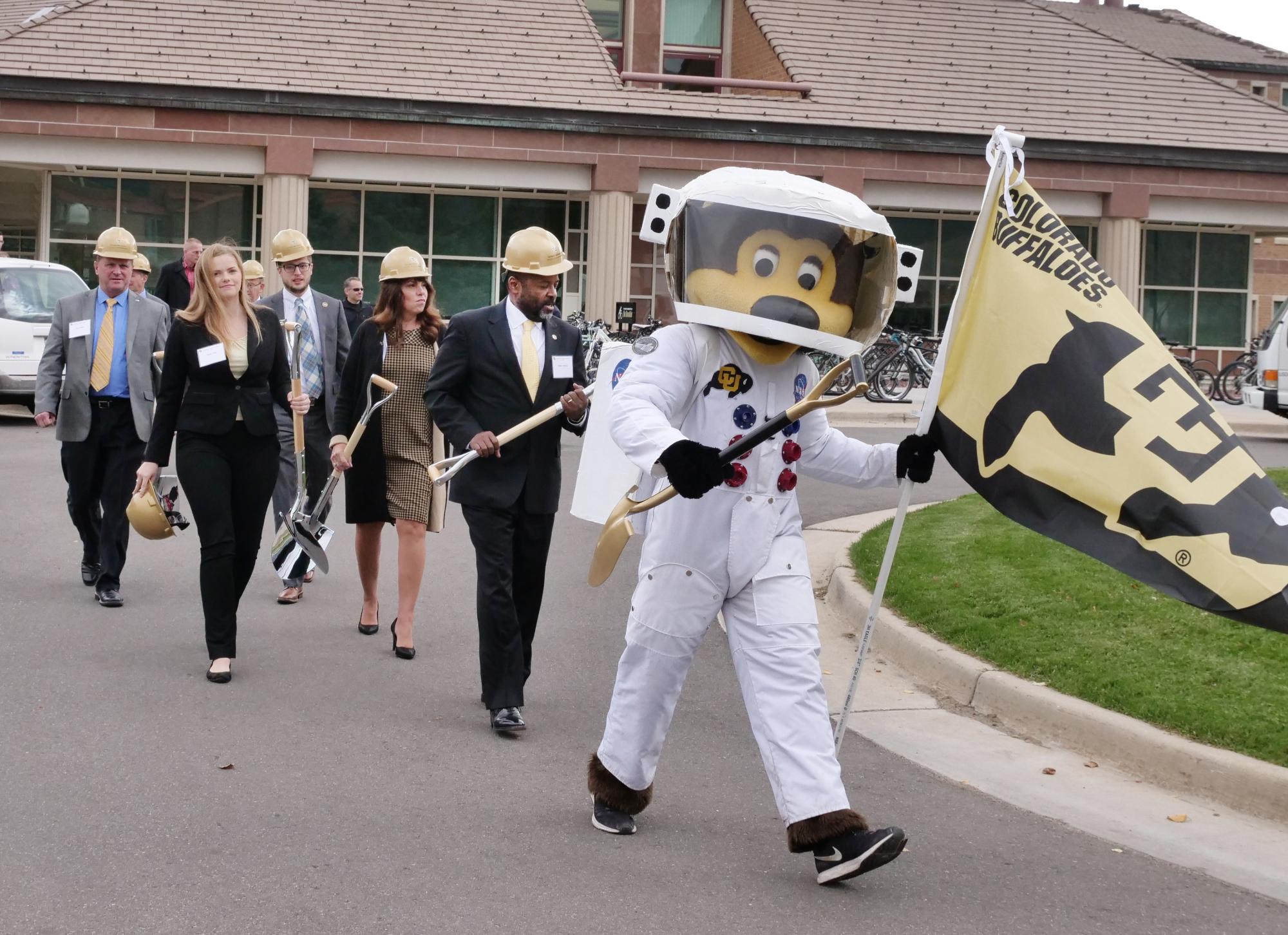 Aerospace engineering groundbreaking | CU Boulder Today | University of ...
